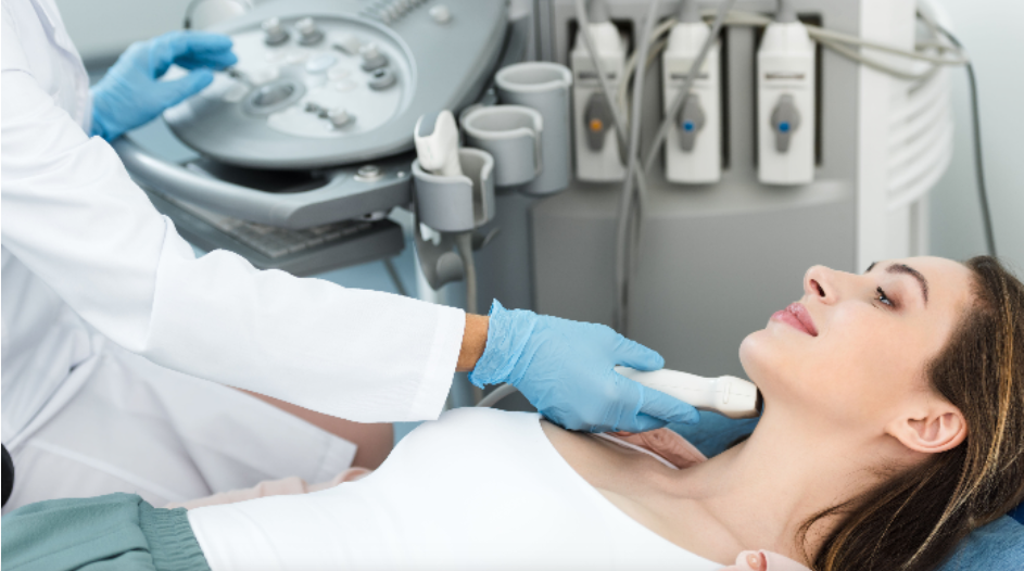 Tiroidita Hashimoto – ce este, care sunt simptomele și cum se tratează ...